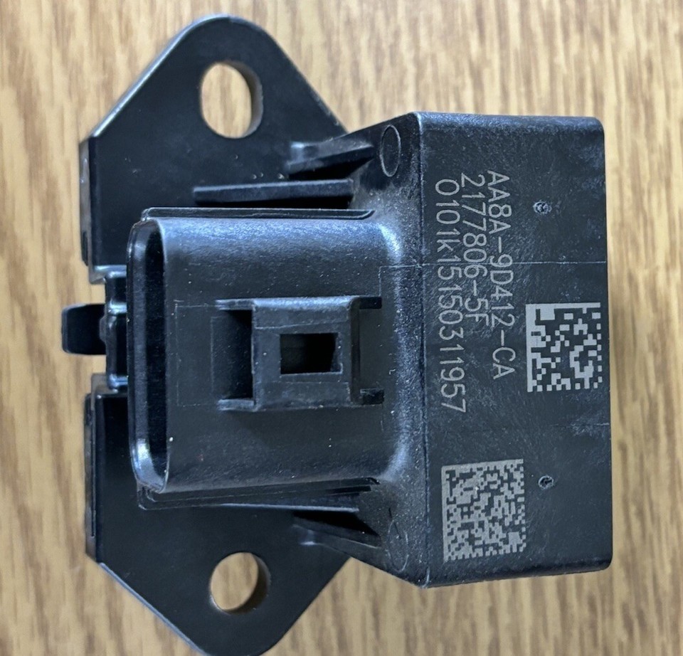 12-14 Ford F150 Fuel Pump Control Module OEM AA8A-9D412-CA | eBay