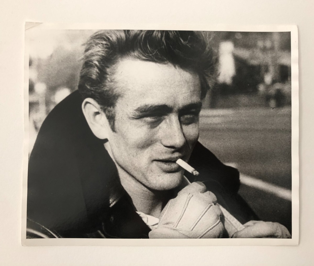James Dean Raucht Im Auto