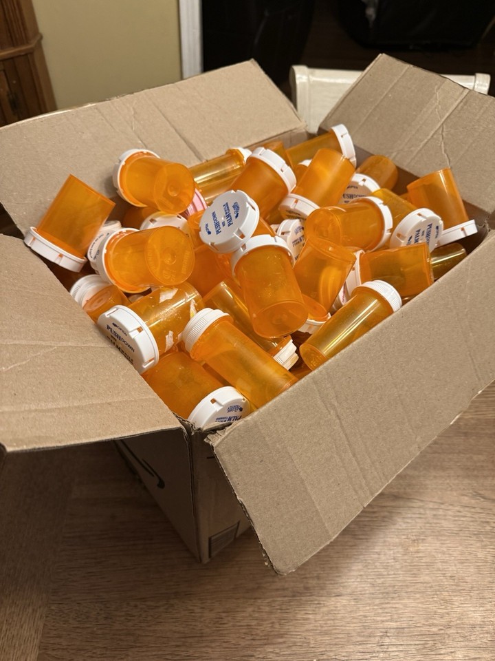 Lot of 177 empty prescription RX bottles with Lids all different sizes ...