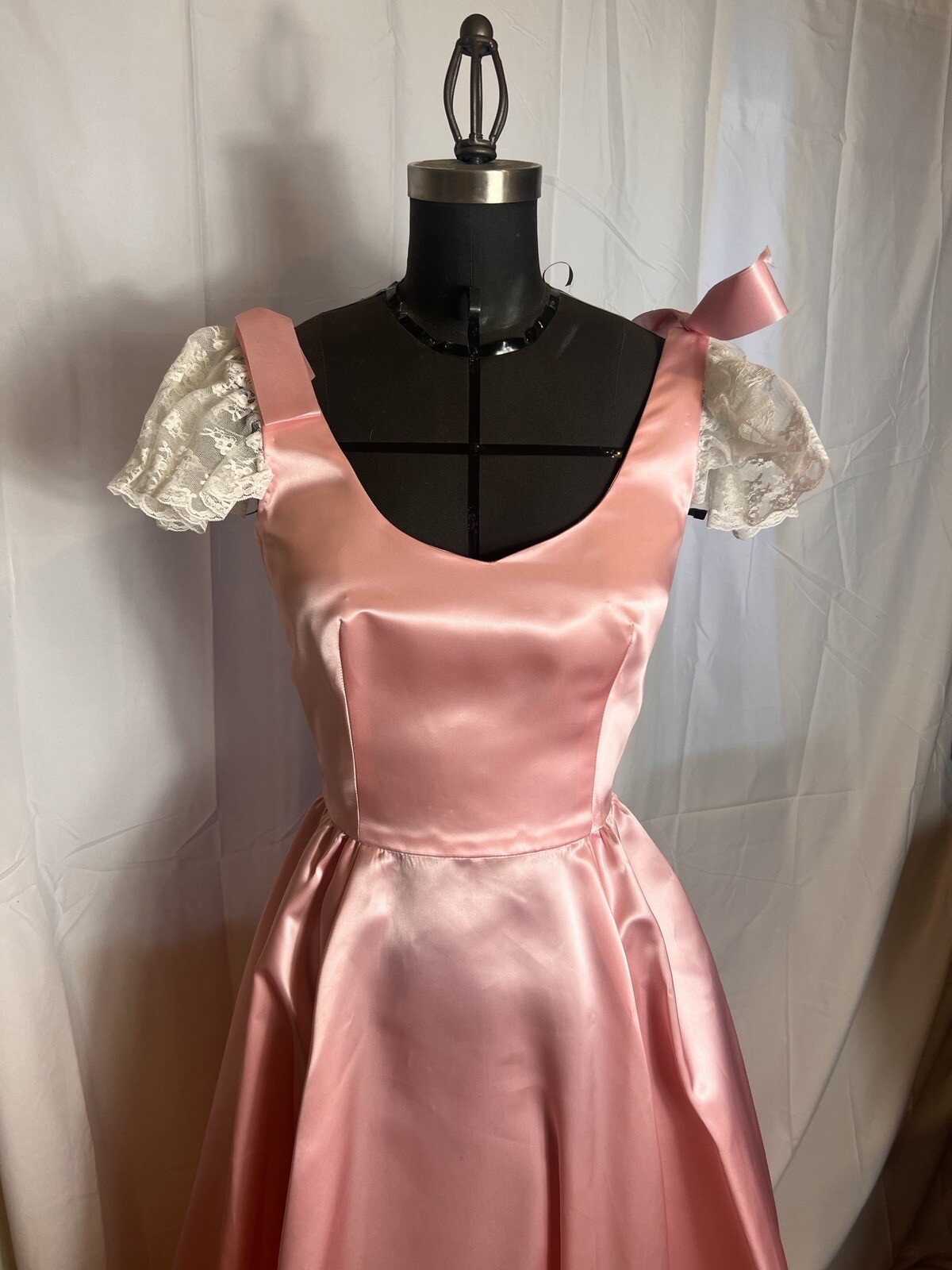 70s 80s Fairytale Princess Peach Dress Pink Satin Lac… - Gem