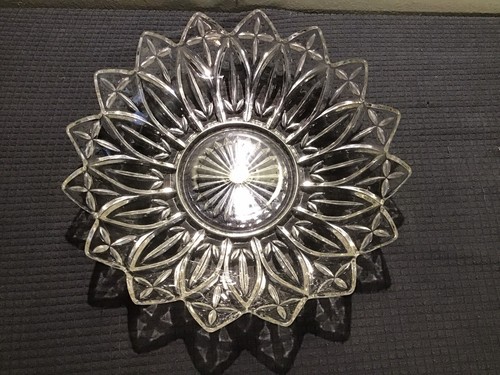 Federal Glass (Clear) Petal Starburst Pattern 10 In. Round Serving Bowl ...
