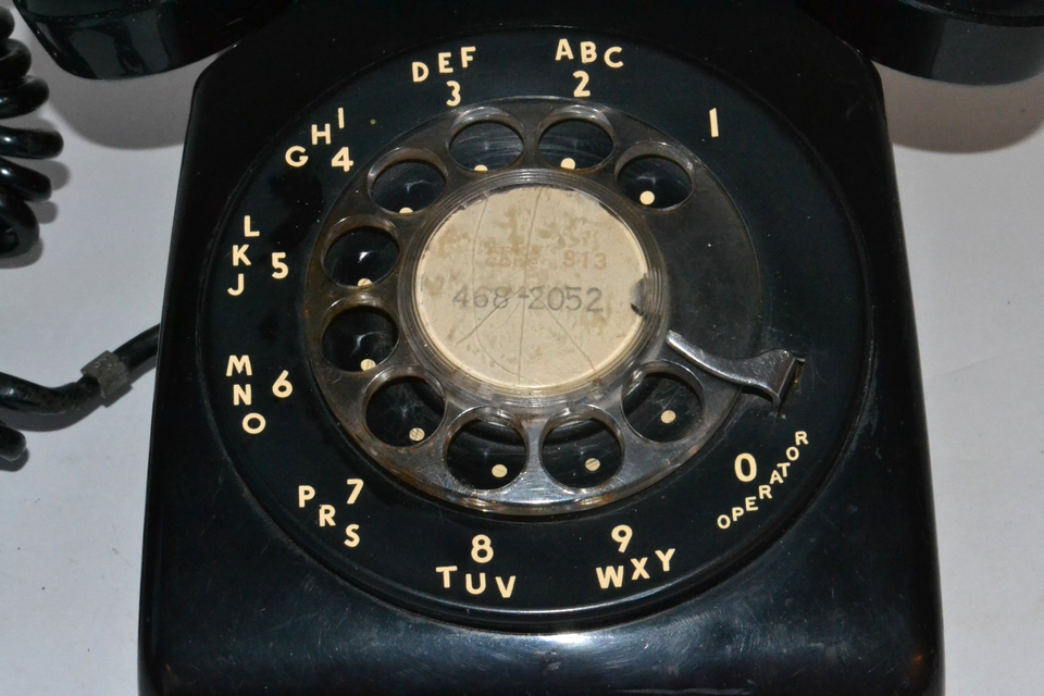 VINTAGE Bell System Western Electric Black Rotary Dial Desk Telephone ...