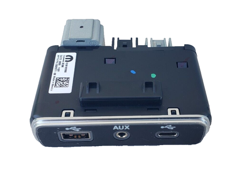 2020-2023 ALFA ROMEO GIULIA DUAL USB USB-C AUX ADAPTER AUXILIARY JACK ...