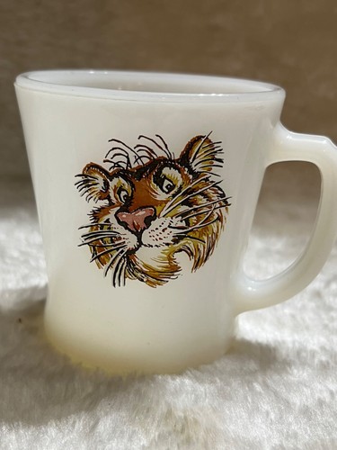 Exxon Esso Tony The Tiger Fire King Mug Milk Glass Vintage 1960's ...