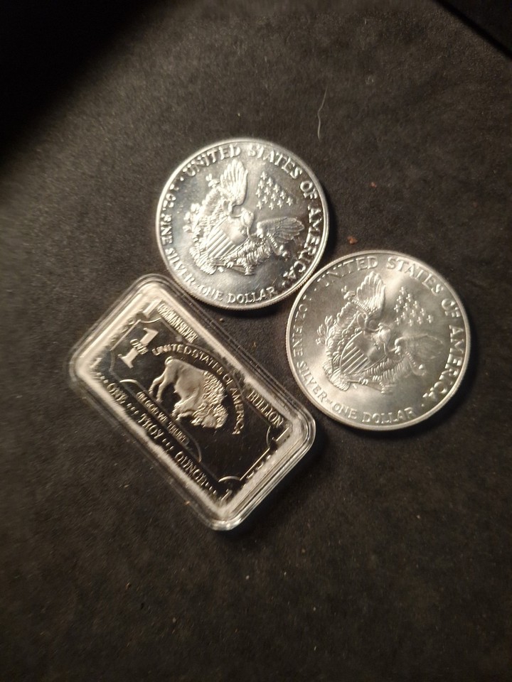 1x1986 silver eagle.1x1988 silver eagle.1oz German silver bar. | eBay