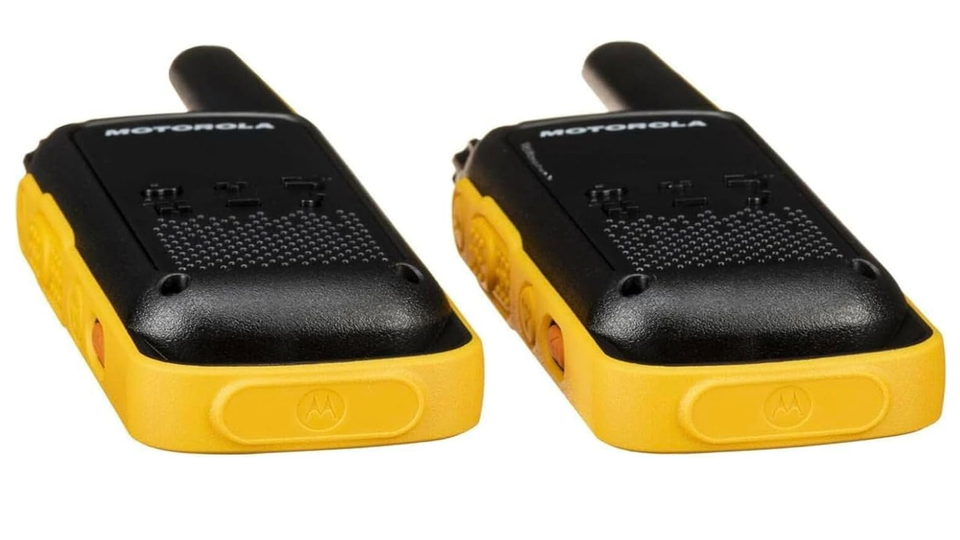 Motorola T475 Two Way Radio 6-Pack Walkie Talkies Black/Yellow ...
