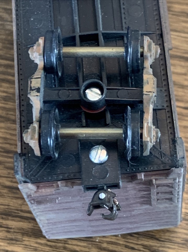 Roundhouse Ho Gauge 1101 Weathered Southern Pacific AAR Modern Boxcar ...