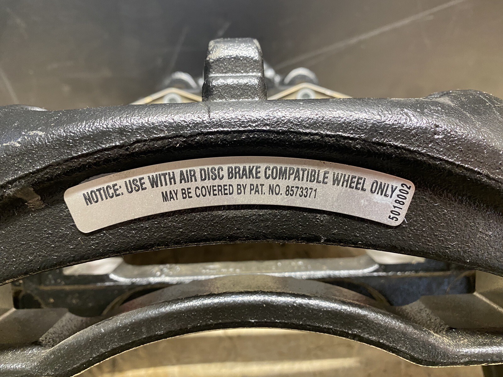 Genuine Bendix Air Disk Brake RH Caliper K149714SC ABD22XLT - OB for ...