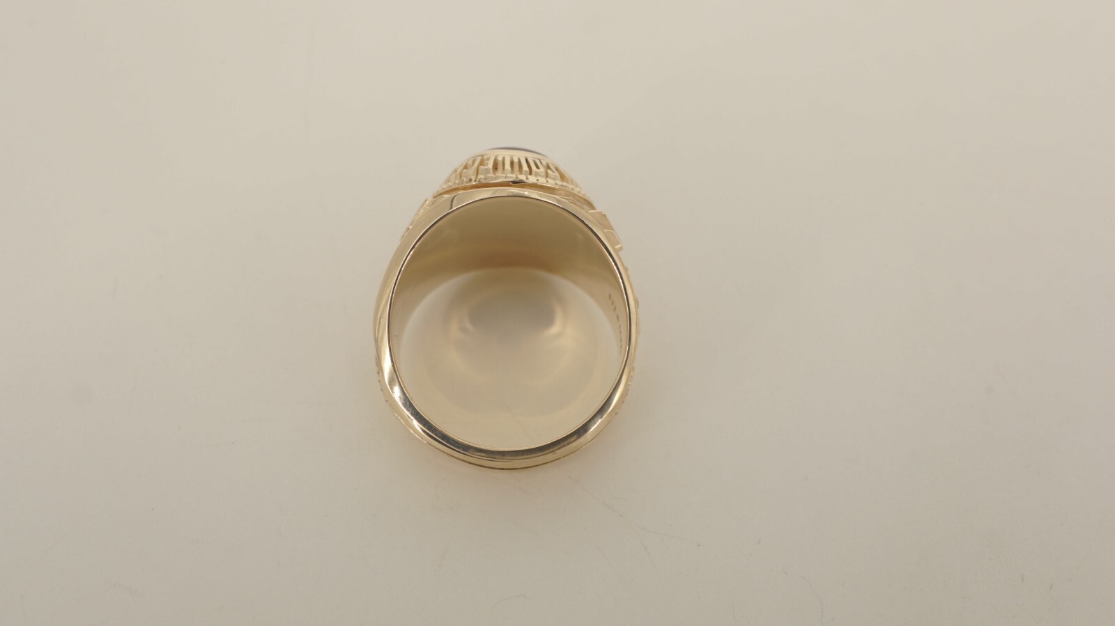 10k Yellow Gold 1974 Stetson Class Ring - Gem