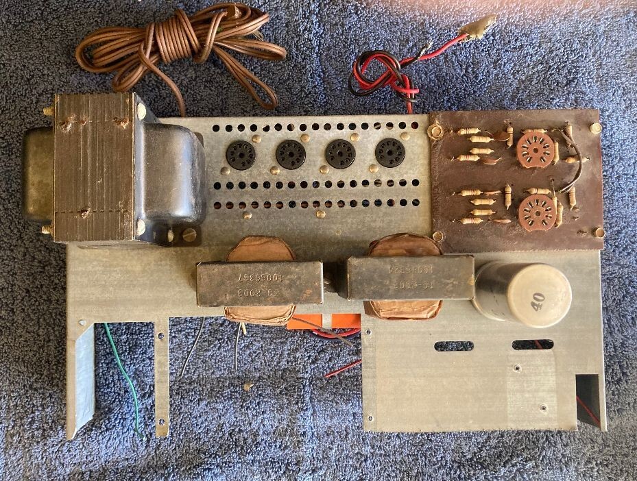 GENERAL ELECTRIC GE STEREO 6BQ5/EL84 TUBE AMPLIFIER OUTPUTS SHOWN ...
