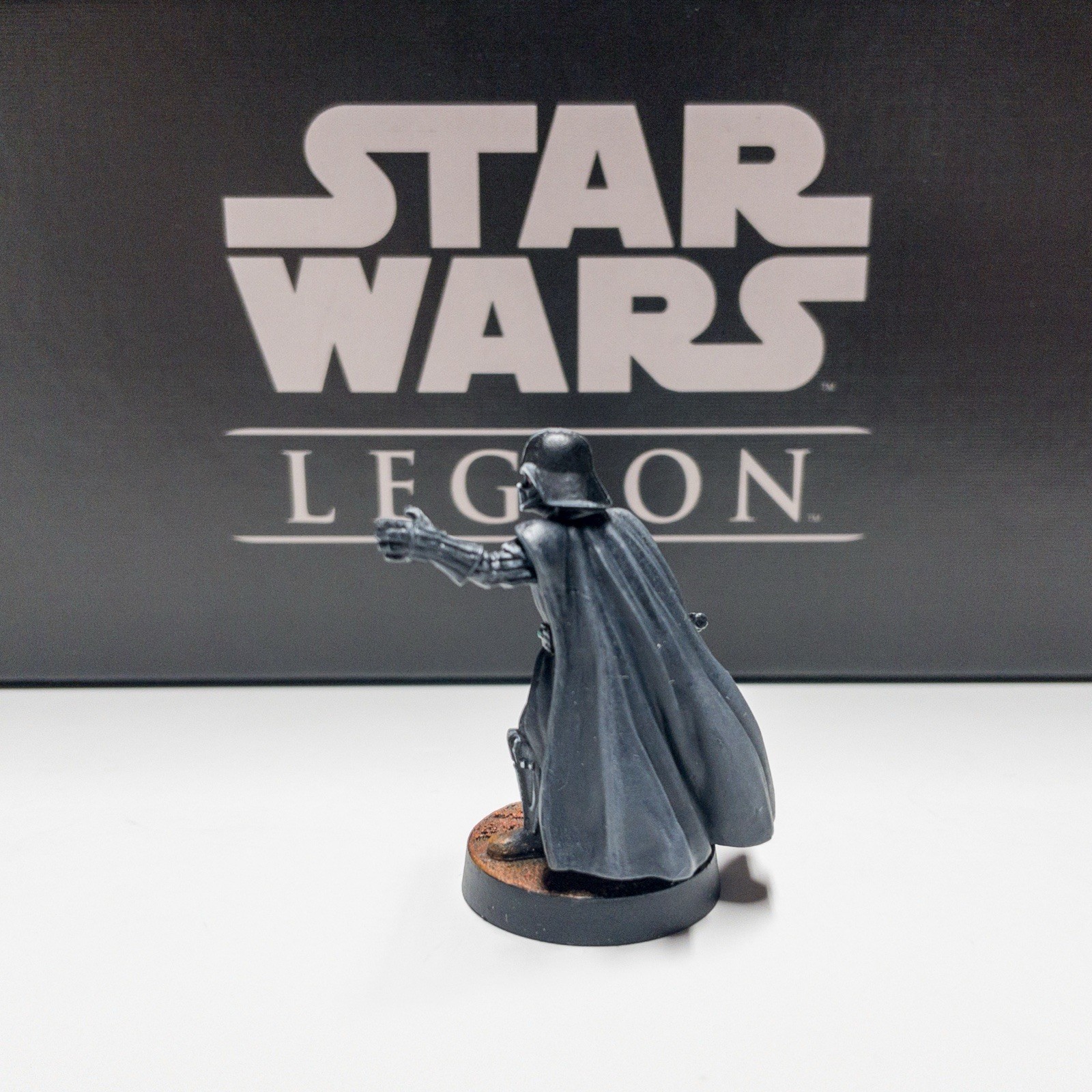 Star Wars Legion: Core Set Commander Darth Vader, Dark Lord of the Sith ...