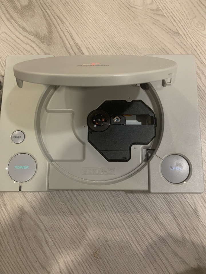 Sony PlayStation 1 PS1 SCPH-5501 Console W/ Cords 1 Controller | eBay