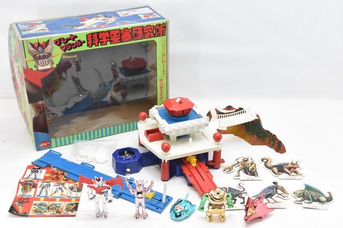 Popy Shogun Warriors Great Mazinger Science Fortress Institute Base ...