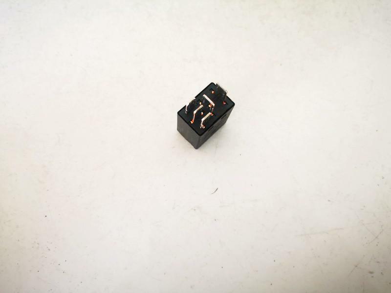 61361472984 61.36-1472984 Relay module for MINI Cooper 2002 FR1145378 ...