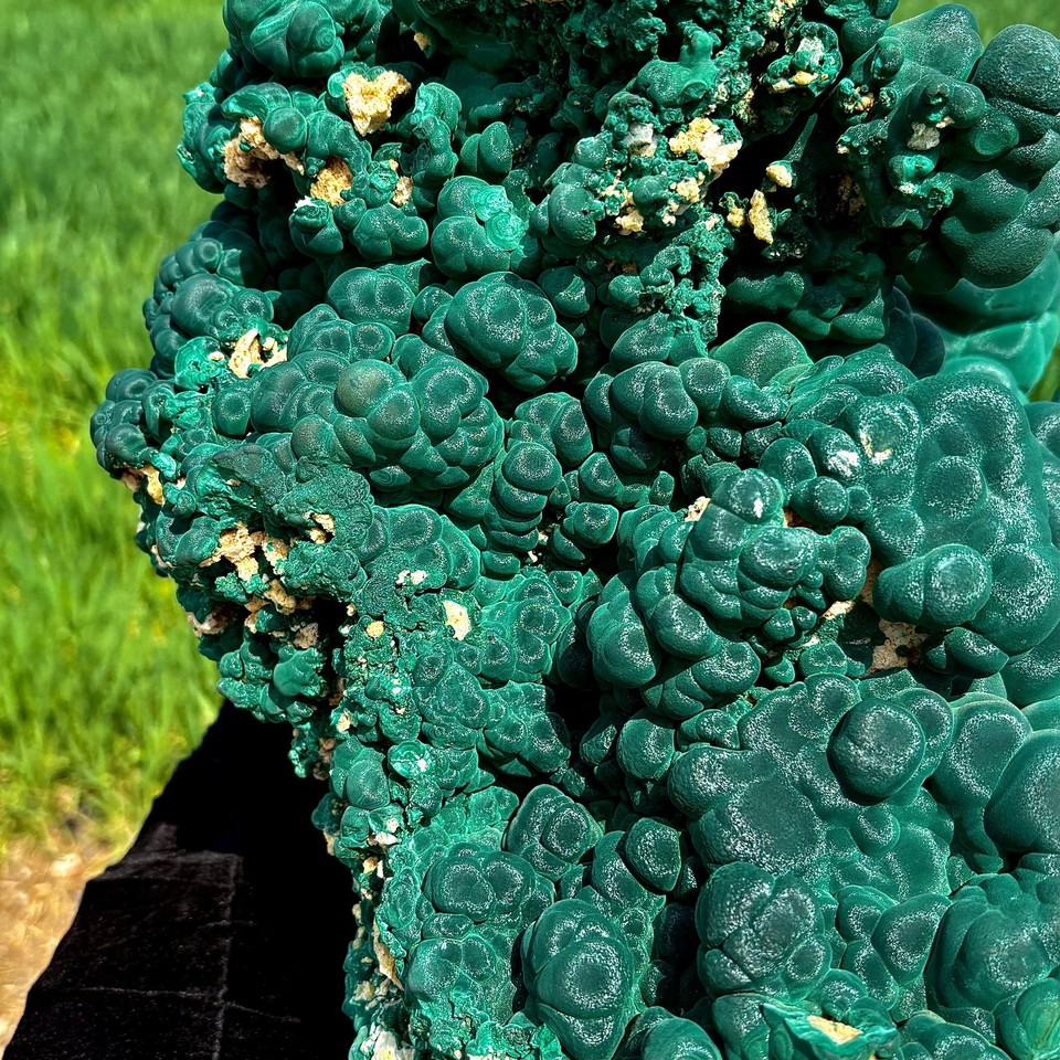 88.05LB Natural glossy velvet Malachite transparent cluster rough ...