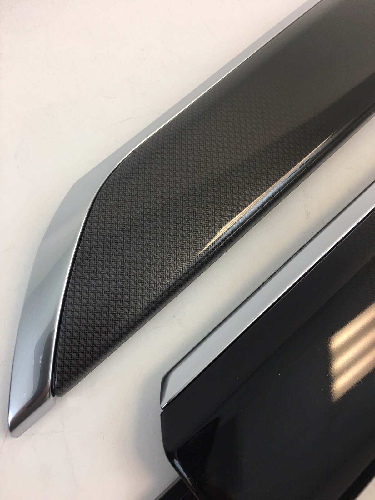 2019-2024 Silverado Sierra Crew Cab Door Trim 84469330 Silver Hammer w ...