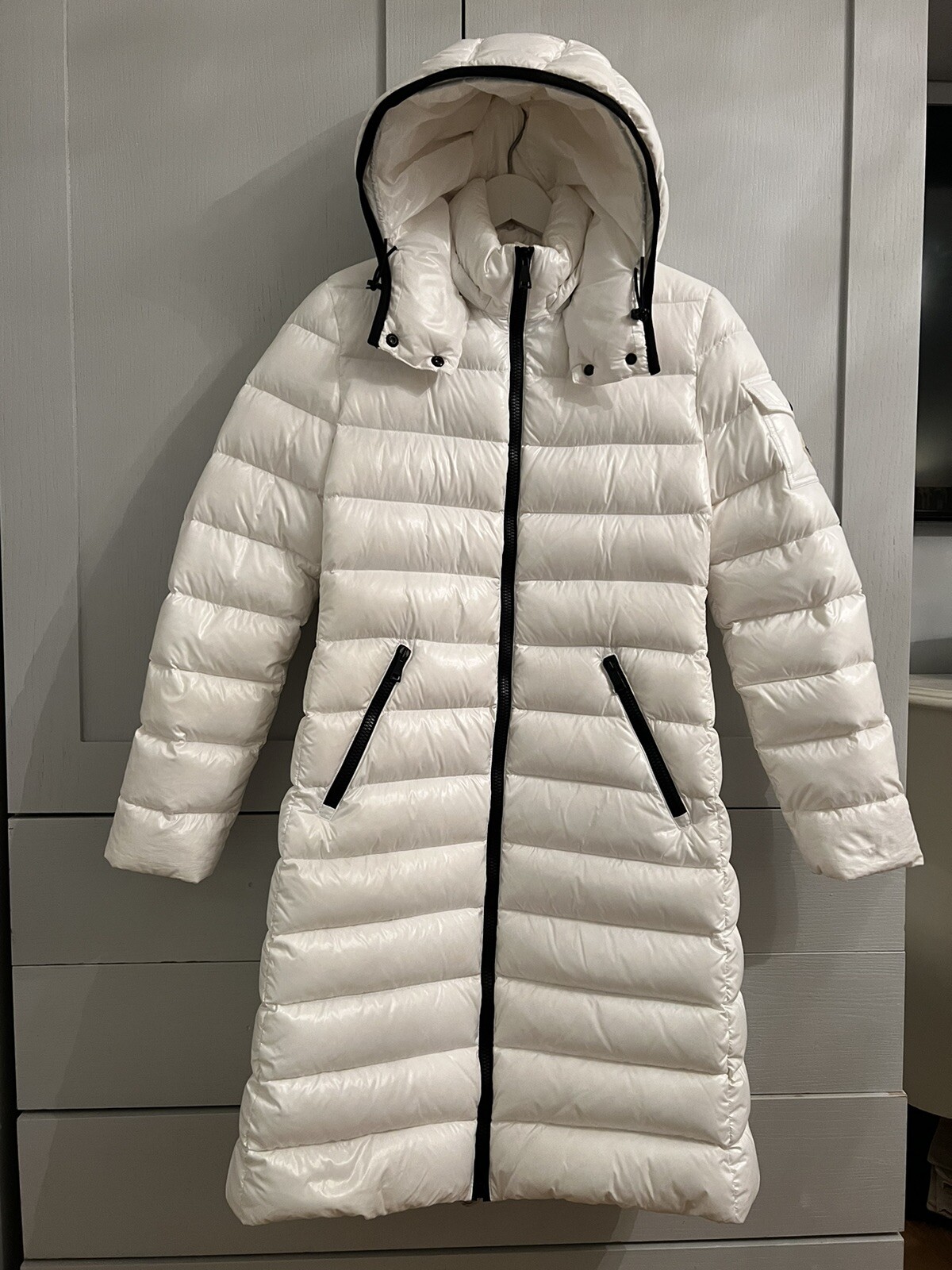 Moncler Moka Hooded Down Puffer Parka Coat Jacket Shiny White size 2 ...