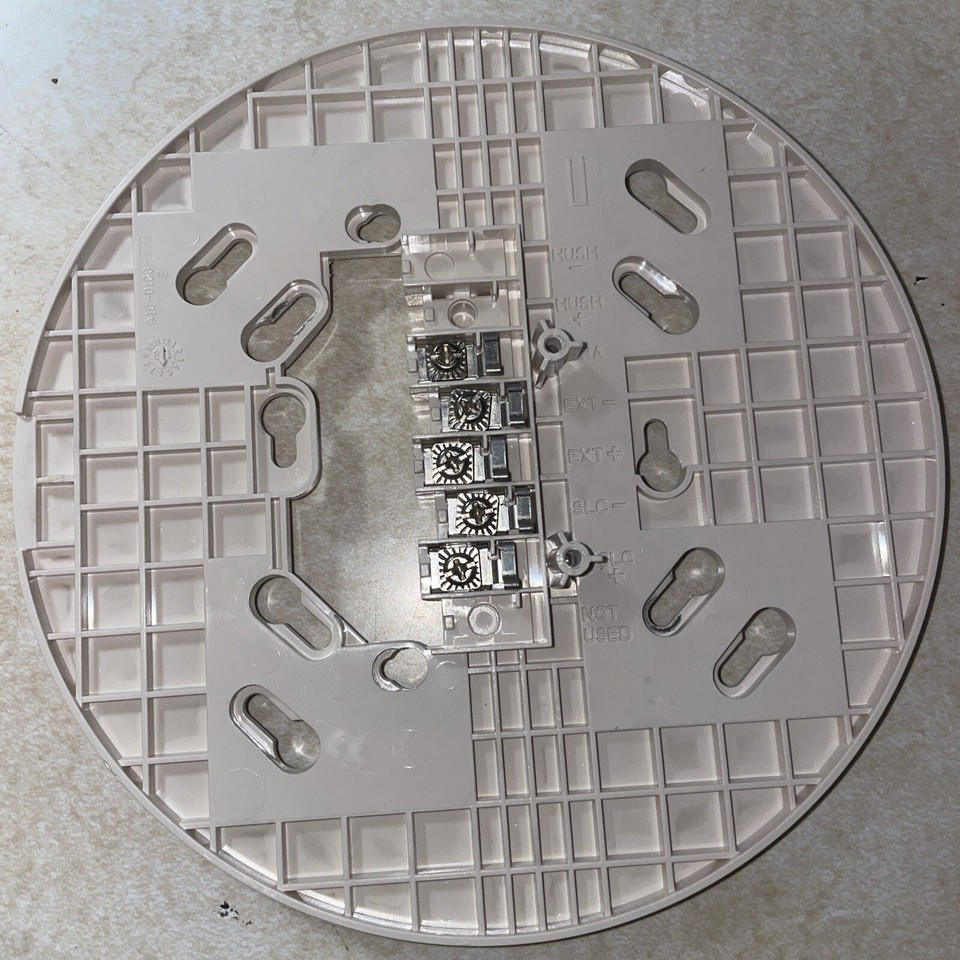 System Sensor Intelligent Low Frequency Sounder Base (B200S ...