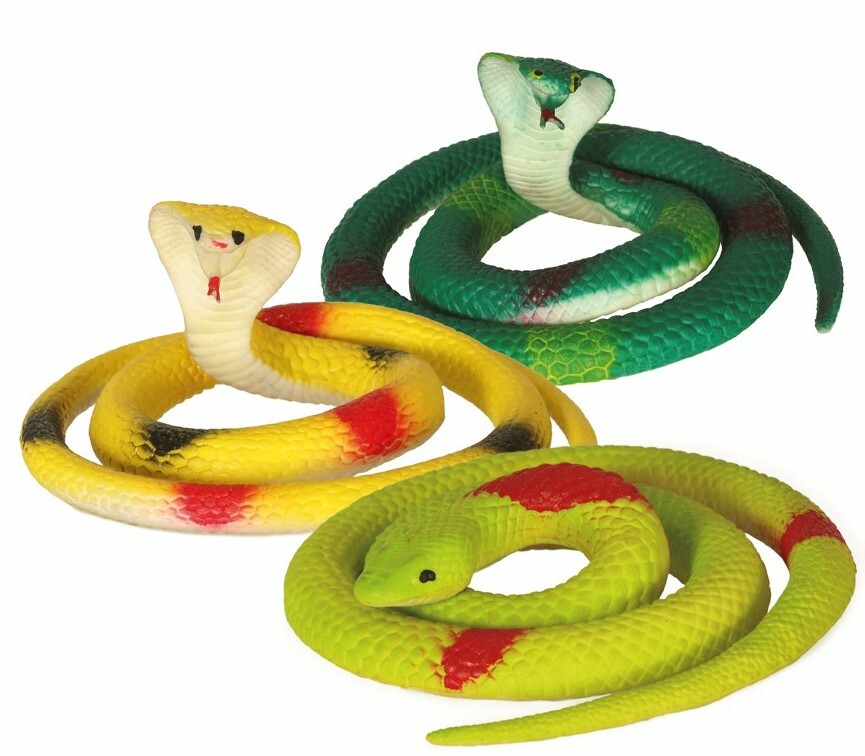 3x RUBBER Snakes Python Scary Realistic Joke Prank Halloween Prop 70cm ...