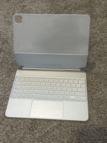 Apple Magic Keyboard White for iPad Pro 13 M4 A2974 Very Good | eBay