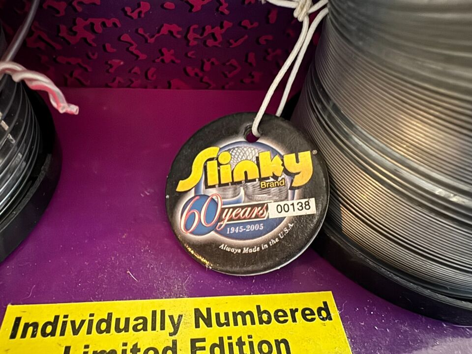 THE SLINKY: 1945~2005 60 YEAR COMMEMORATIVE COIN BANK LIMITED EDITION ...