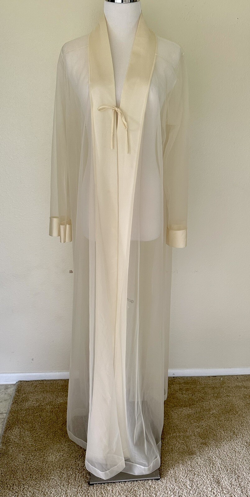 Vintage Lingerie 1960s Komar Sexy Sleek Ivory Sheer L… Gem