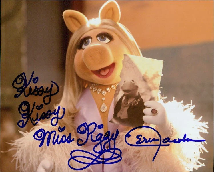 Eric Jacobson Miss Piggy