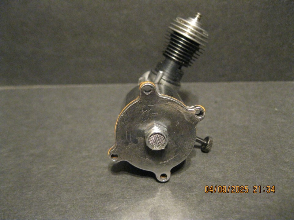 1953 Cox Space Bug .049 engine Thimble Drome | eBay