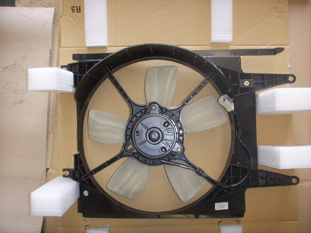 For Holden Commodore thermo Fan VS 3.8L 96-99 4 pin conne | eBay