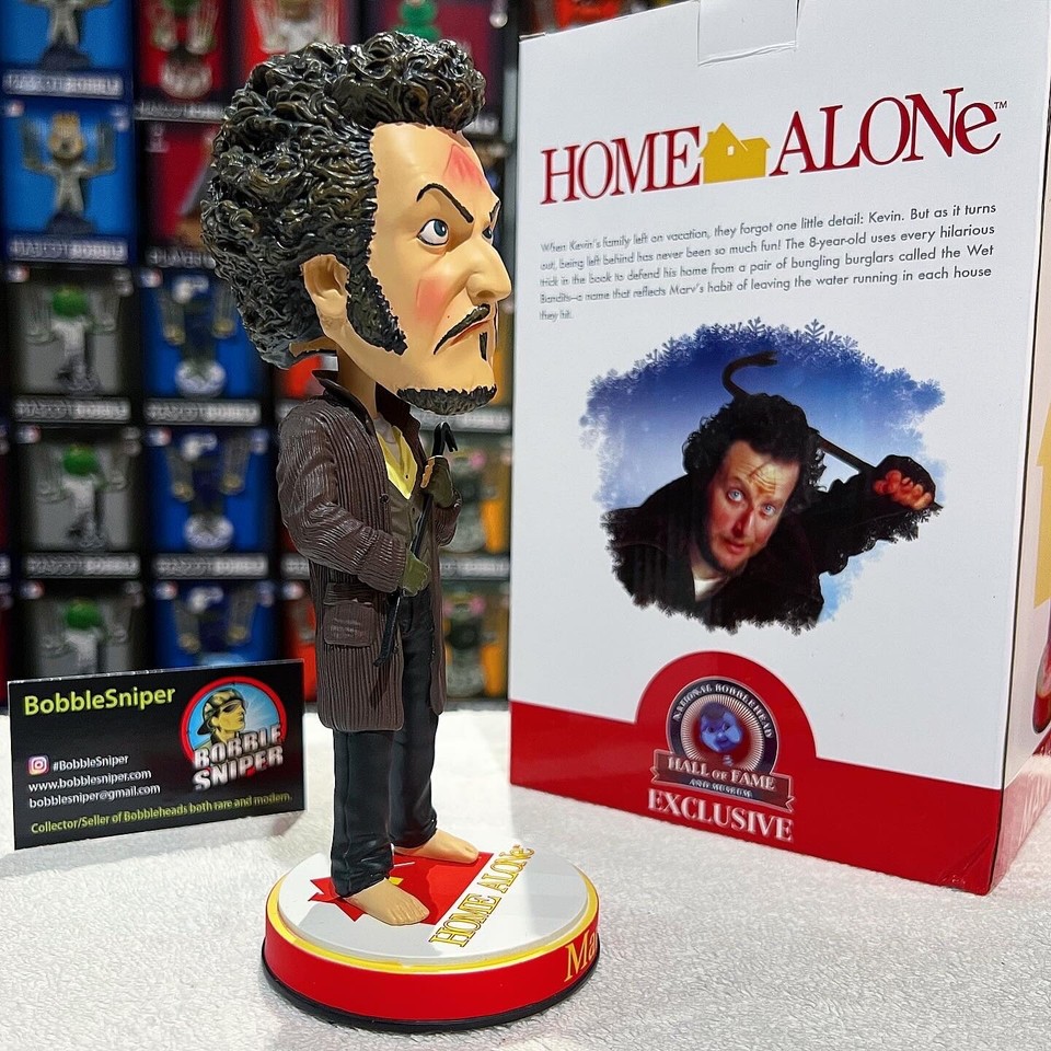 MARV MURCHINS Home Alone Burglar "Wet Bandits" Christmas Movie ...