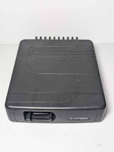 Motorola MCS2000 Two Way Mobile Radio UHF (450-520 MHz) 250 Channels ...