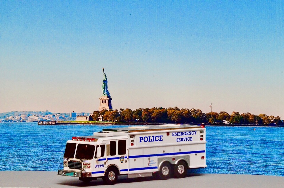 Code 3 NYPD Ferrara ESU ** Custom Built ** | eBay