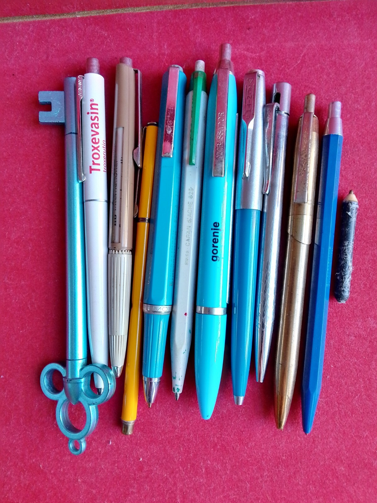 Lot of 12 Ballpoint pens, some vintage, incl. Ambassador, Caran D'Ache ...