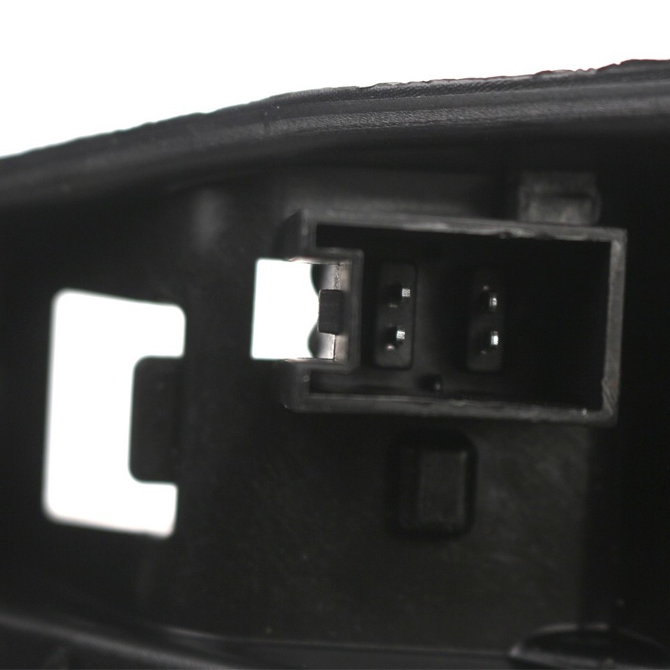 Car Tail Light Q3 Tail Light 12V Voltage ABS Material Metal ...