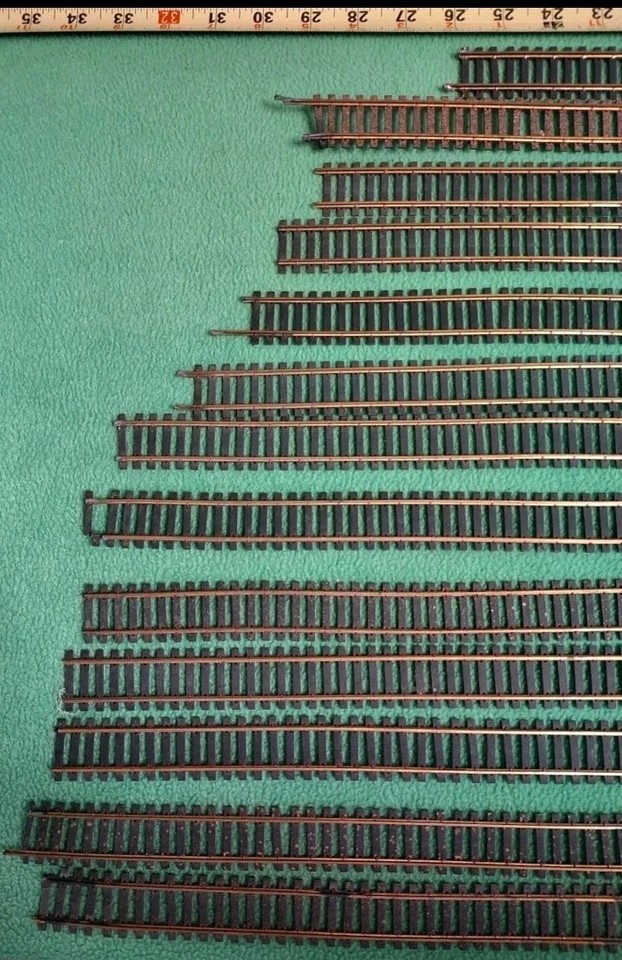 VTG HO Model Train Straight Tracks: 26 Pieces: 26"-36": MORE IN MY ...