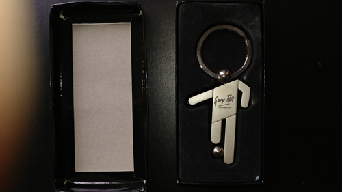 official rare new vintage George Best foundation key holder/ring/chain ...