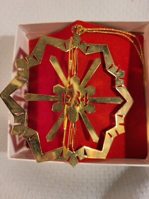 VINTAGE LUNT SILVERSMITHS GOLD METAL 1984 ANNUAL SNOWFLAKE CHRISTMAS ...