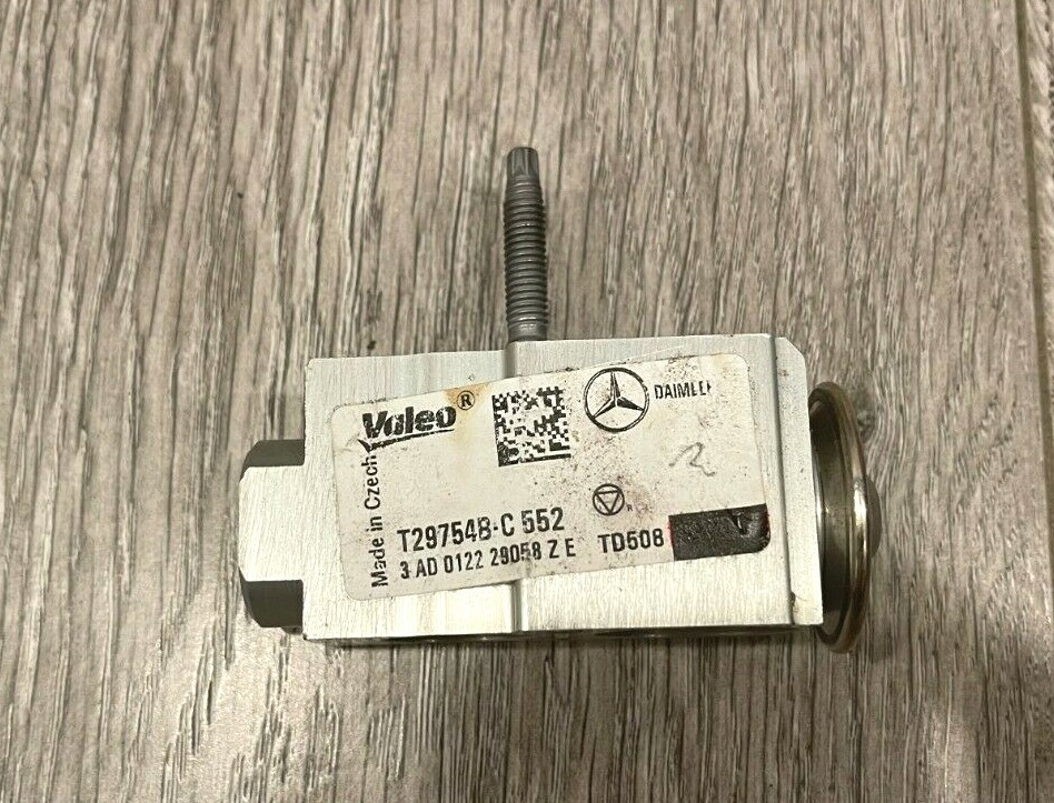 Mercedes Clase C y E 2019 válvula de expansión 0998300600 0998300100 ...