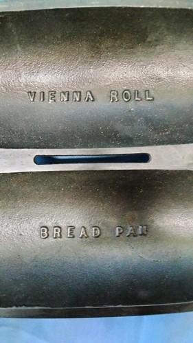 Griswold Antique Cast Iron Vienna Roll Bread Pan NO 2 Circa 1890 to ...
