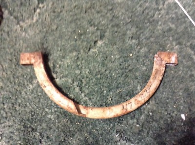 470943R11 - A New Spout Clamp For An IH 50, 55, 350, 550, 555 Forage ...