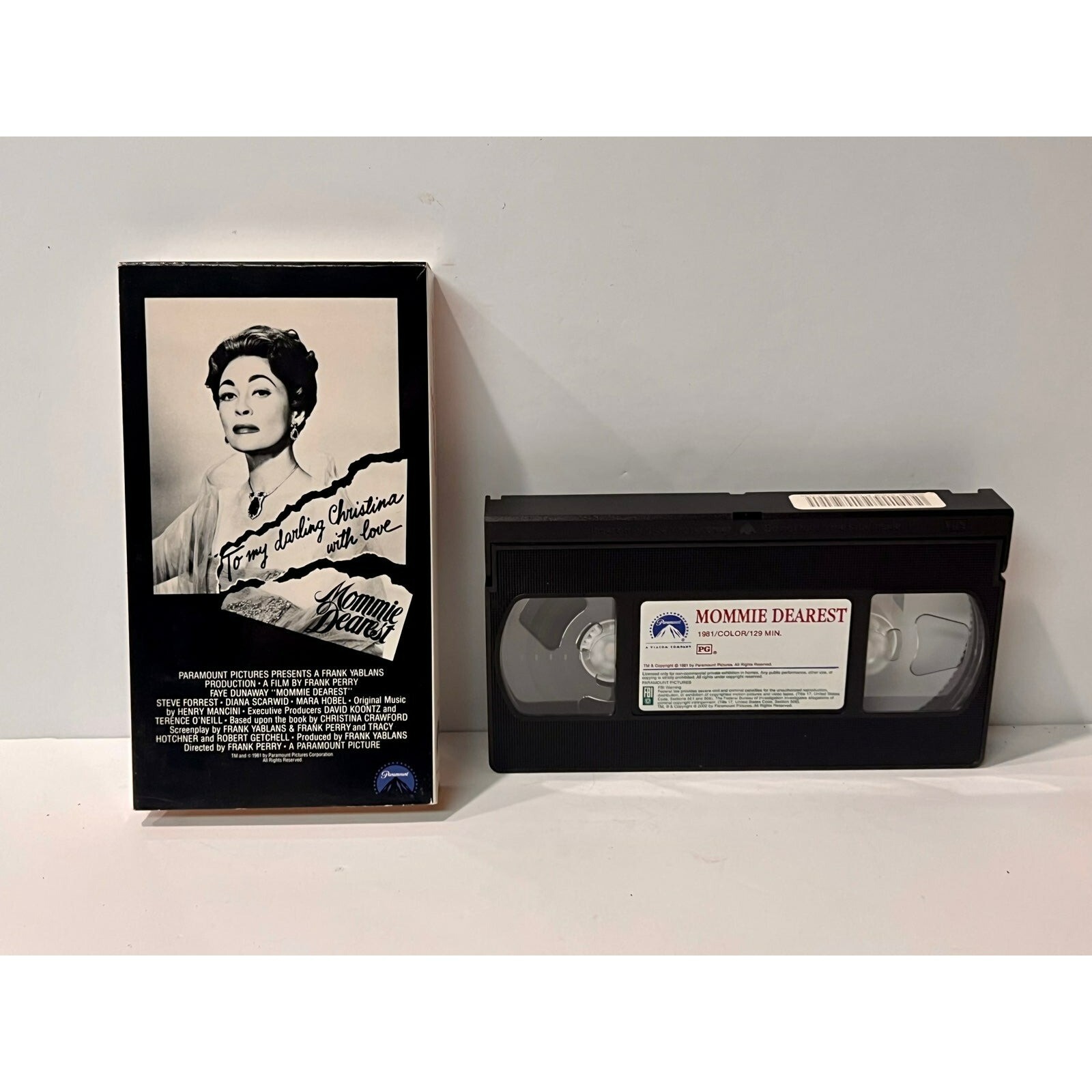Mommie Dearest (VHS, 1981) Paramount Faye Dunaway | eBay