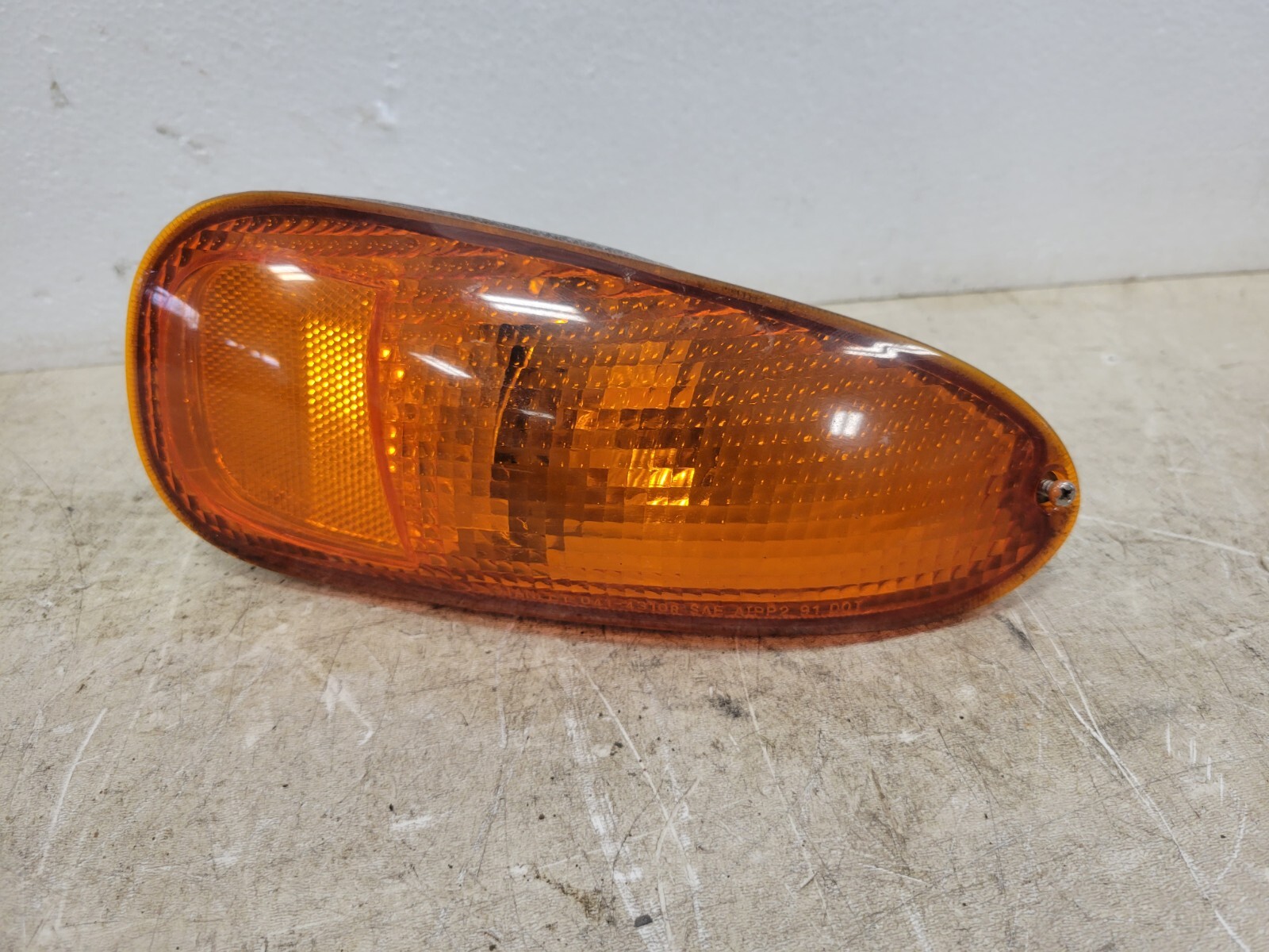 1994-1998 Mitsubishi 3000GT Front Turn Signal Corner Lens Lights Small ...