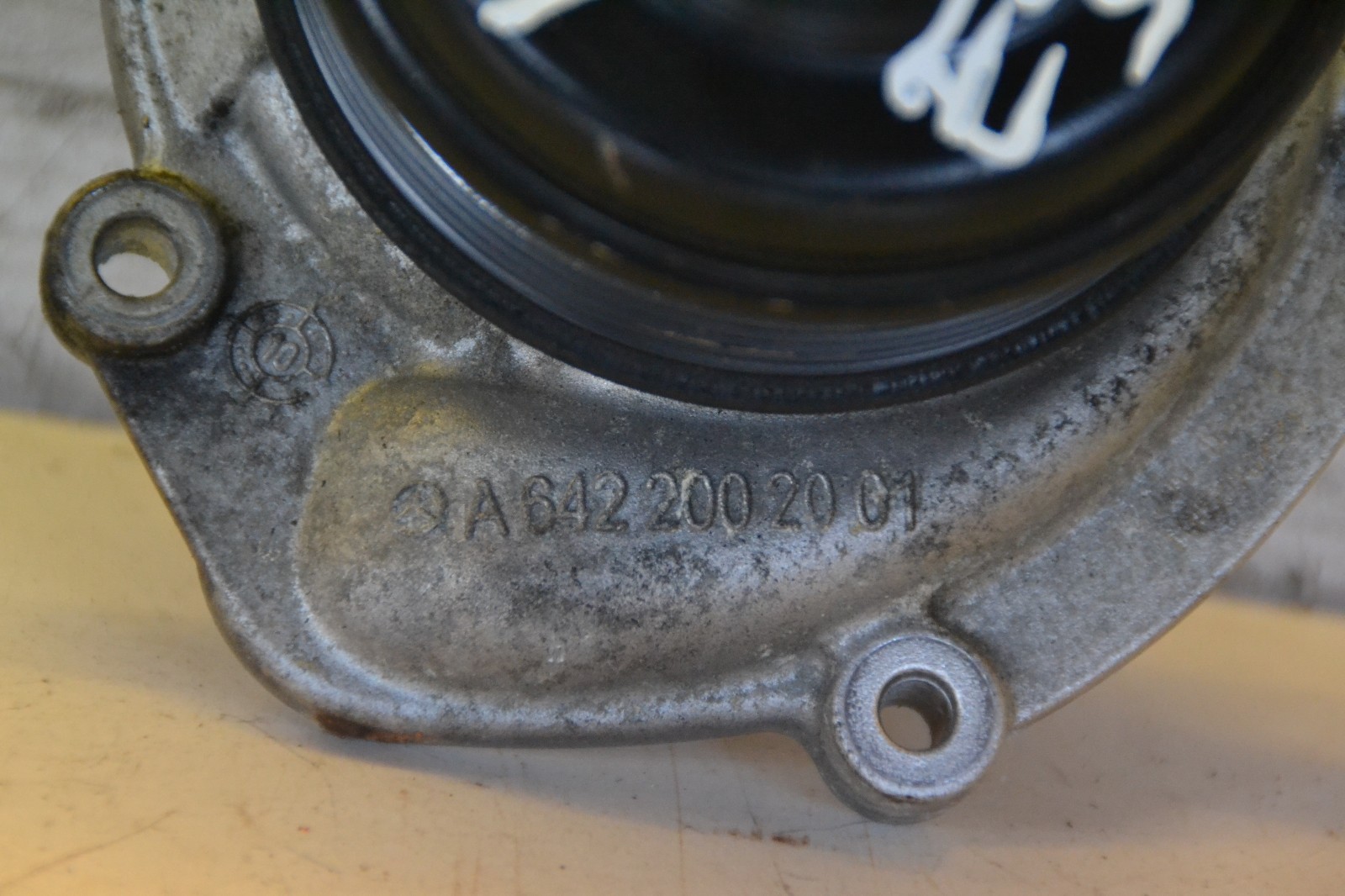 Mercedes E Class Engine Water Pump A6422002001 W207 E350 CDi V6 Auto ...