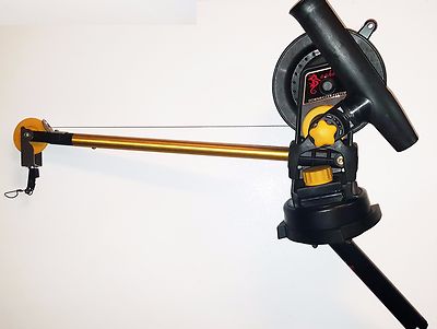 Downrigger, Outrigger Gear - Downrigger With Cable