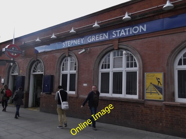 Photo 6x4 Entrance, Stepney Green Underground Station, Mile End Road E1 ...