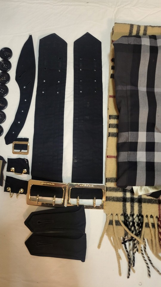 BURBERRY Replacement Buttons Zipper Toggles Label Mixed Lot | eBay