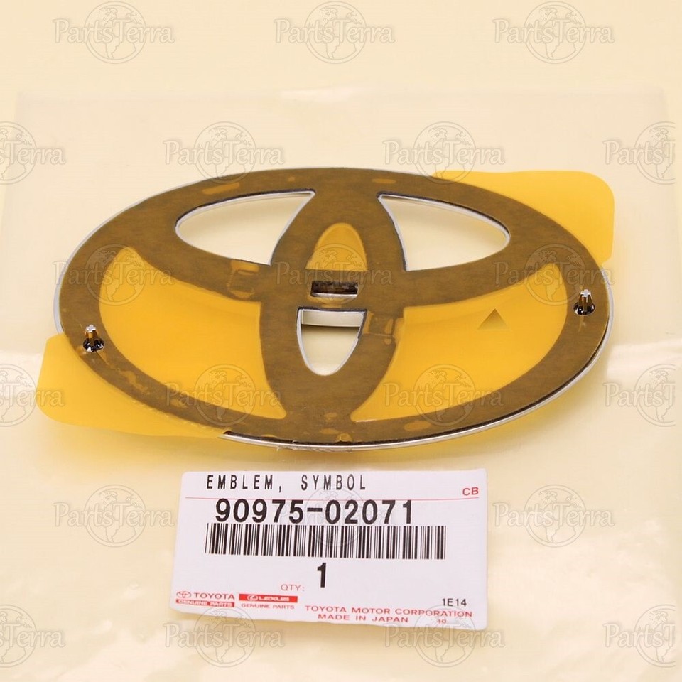 New Genuine OEM Toyota CAMRY / COROLLA Rear Trunk Chrome Badge Emblem ...