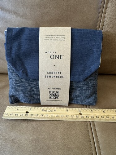DELTA ONE Airlines Travel Amenity Bag Pouch ~ New | eBay.de