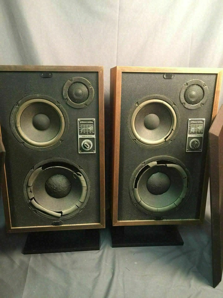Realistic Optimus 10 Brilliance Contour Speakers With Floor Stand ...