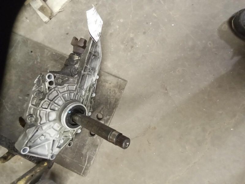 2002-2009 Chevy Trailblazer GMC Envoy Front Differential Carrier 3.73 ...